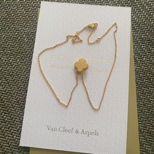 Van Cleef & Arpels | Jewelry | Van Cleef Arpels Gold And Green Clover ...